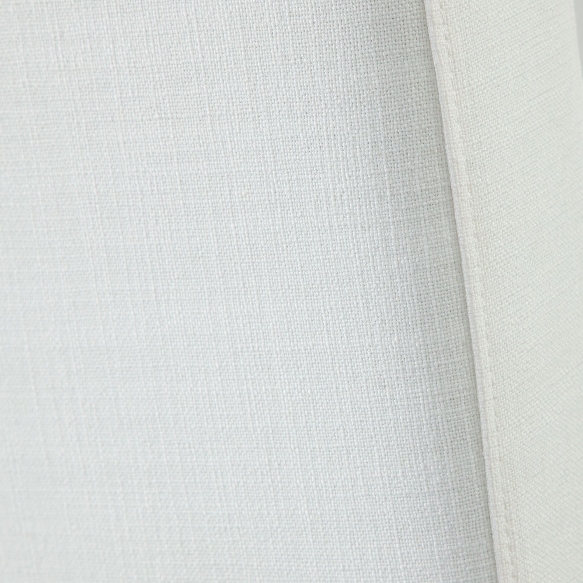 Savannah 58" Eastern King Slipcover Bed In White Linen Fabric By ...